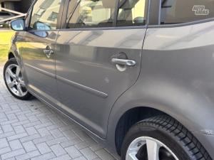 Grey Volkswagen Touran 2010 in Kaunas, with an engine capacity of 2.00 L and mileage of 451 thousand km for 3750 €, photo 10 on AUTOMOTO.COM.LV
