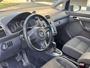 Grey Volkswagen Touran 2010 in Kaunas, with an engine capacity of 2.00 L and mileage of 451 thousand km for 3750 €, photo 14 on AUTOMOTO.COM.LV