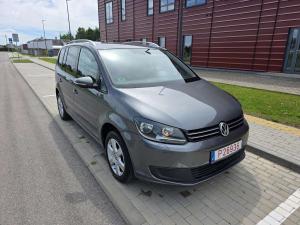 Pelēks Volkswagen Touran 2010 Vilkaviškis, ar dzinēja tilpumu 1.60 L un nobraukumu 229 tūkst. km par 4900 €, foto 3 vietnē AUTOMOTO.COM.LV