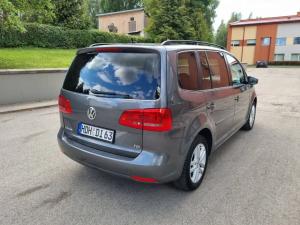 Серый Фольксваген Туран 2010 в Екабпилс, объемом двигателя 1.60 л и пробегом 255 тыс. км за 3390 €, фото 9 на AUTOMOTO.COM.LV