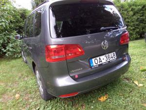 Pelēks Volkswagen Touran 2010 Saldus, ar dzinēja tilpumu 1.20 L un nobraukumu 281 tūkst. km par 3650 €, foto 15 vietnē AUTOMOTO.COM.LV