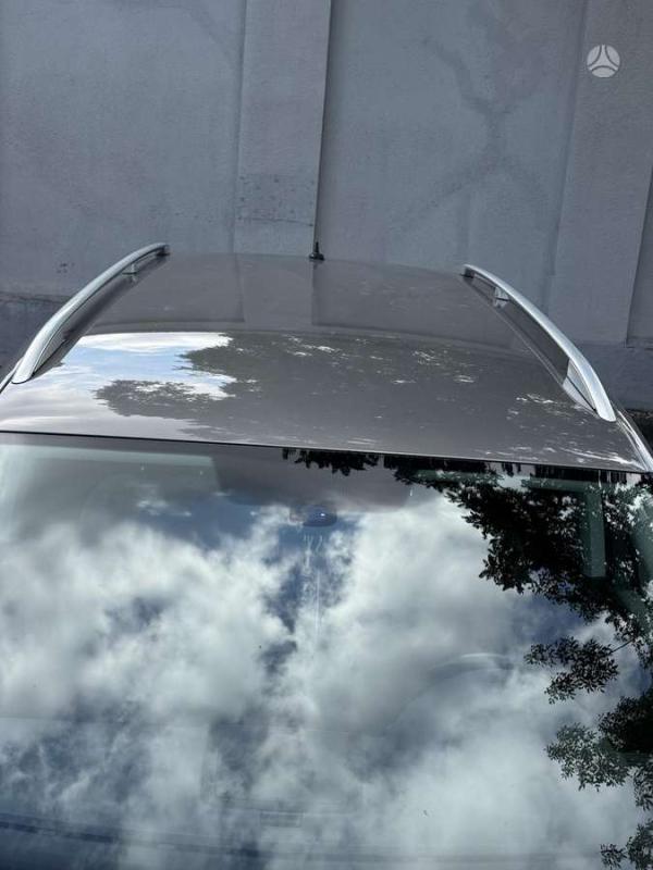 Pelēks Volkswagen Touran 2010 Kauņa, ar dzinēja tilpumu 1.60 L un nobraukumu 198 tūkst. km par 6250 €, foto 6 vietnē AUTOMOTO.COM.LV