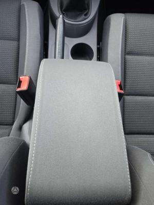 Grey Volkswagen Touran 2010 in Marijampole, with an engine capacity of 1.39 L and mileage of 212 thousand km for 4650 €, photo 21 on AUTOMOTO.COM.LV