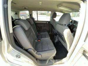 Pelēks Volkswagen Touran 2010 Šauļi, ar dzinēja tilpumu 1.39 L un nobraukumu 220 tūkst. km par 4900 €, foto 24 vietnē AUTOMOTO.COM.LV