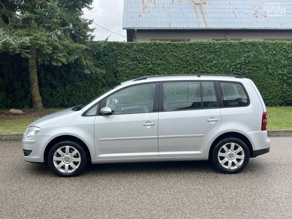 Pelēks Volkswagen Touran 2010 Kėdainiai, ar dzinēja tilpumu 1.40 L un nobraukumu 160 tūkst. km par 3300 €, foto 6 vietnē AUTOMOTO.COM.LV