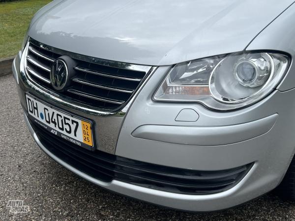 Pelēks Volkswagen Touran 2010 Kėdainiai, ar dzinēja tilpumu 1.40 L un nobraukumu 160 tūkst. km par 3300 €, foto 9 vietnē AUTOMOTO.COM.LV