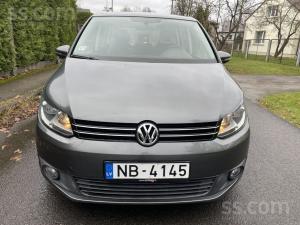 Pelēks Volkswagen Touran 2011 Rīga, ar dzinēja tilpumu 1.60 L un nobraukumu 222 tūkst. km par 3890 €, foto 2 vietnē AUTOMOTO.COM.LV