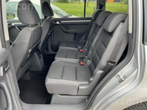 Grey Volkswagen Touran 2011 in Cesis, with an engine capacity of 2.00 L and mileage of 257 thousand km for 7550 €, photo 13 on AUTOMOTO.COM.LV