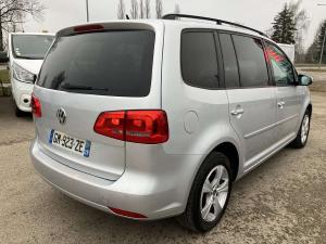 Pelēks Volkswagen Touran 2011 Tauragė, ar dzinēja tilpumu 1.39 L un nobraukumu 189 tūkst. km par 4700 €, foto 5 vietnē AUTOMOTO.COM.LV
