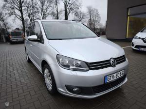 Pelēks Volkswagen Touran 2011 Tauragė, ar dzinēja tilpumu 1.97 L un nobraukumu 276 tūkst. km par 4900 €, foto 2 vietnē AUTOMOTO.COM.LV