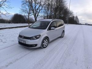 Pelēks Volkswagen Touran 2011 Šauļi, ar dzinēja tilpumu 1.60 L un nobraukumu 288 tūkst. km par 4650 €, foto 2 vietnē AUTOMOTO.COM.LV