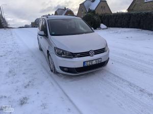 Pelēks Volkswagen Touran 2011 Šauļi, ar dzinēja tilpumu 1.60 L un nobraukumu 288 tūkst. km par 4650 €, foto 4 vietnē AUTOMOTO.COM.LV