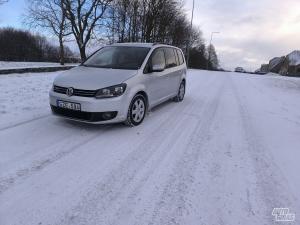 Pelēks Volkswagen Touran 2011 Šauļi, ar dzinēja tilpumu 1.60 L un nobraukumu 288 tūkst. km par 4650 €, foto 9 vietnē AUTOMOTO.COM.LV