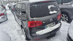 Pelēks Volkswagen Touran 2011 Marijampole, ar dzinēja tilpumu 1.60 L un nobraukumu 278 tūkst. km par 4585 €, foto 5 vietnē AUTOMOTO.COM.LV