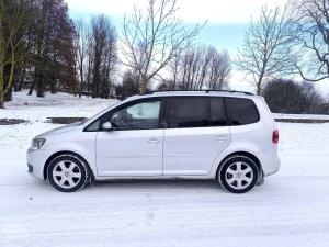 Pelēks Volkswagen Touran 2011 Šauļi, ar dzinēja tilpumu 1.60 L un nobraukumu 288 tūkst. km par 4650 €, foto 10 vietnē AUTOMOTO.COM.LV