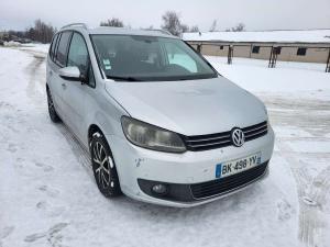 Pelēks Volkswagen Touran 2011 Tauragė, ar dzinēja tilpumu 1.60 L un nobraukumu 368 tūkst. km par 3400 €, foto  vietnē AUTOMOTO.COM.LV