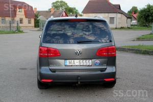 Pelēks Volkswagen Touran 2011 Rēzekne, ar dzinēja tilpumu 1.60 L un nobraukumu 306 tūkst. km par 6500 €, foto 6 vietnē AUTOMOTO.COM.LV