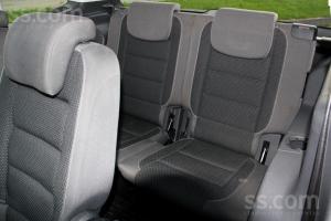 Pelēks Volkswagen Touran 2011 Rēzekne, ar dzinēja tilpumu 1.60 L un nobraukumu 306 tūkst. km par 6500 €, foto 11 vietnē AUTOMOTO.COM.LV