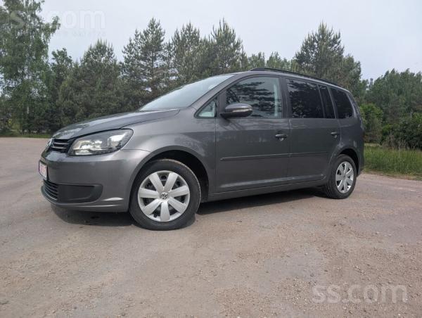Pelēks Volkswagen Touran 2011 Rīga, ar dzinēja tilpumu 1.40 L un nobraukumu 194 tūkst. km par 5700 €, foto 7 vietnē AUTOMOTO.COM.LV