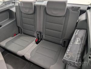Grey Volkswagen Touran 2011 in Riga, with an engine capacity of 1.40 L and mileage of 194 thousand km for 5700 €, photo 18 on AUTOMOTO.COM.LV