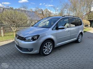 Pelēks Volkswagen Touran 2011 Šilutė, ar dzinēja tilpumu 1.60 L un nobraukumu 280 tūkst. km par 5800 €, foto  vietnē AUTOMOTO.COM.LV