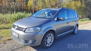 Grey Volkswagen Touran 2011 in Bauska, with an engine capacity of 1.60 L and mileage of 309 thousand km for 4500 €, photo  on AUTOMOTO.COM.LV