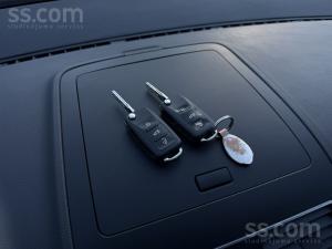 Pelēks Volkswagen Touran 2011 Jelgava, ar dzinēja tilpumu 2.00 L un nobraukumu 373 tūkst. km par 3850 €, foto 20 vietnē AUTOMOTO.COM.LV