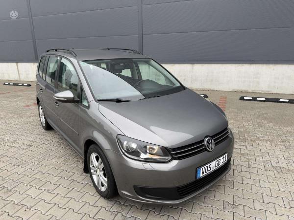 Pelēks Volkswagen Touran 2011 Šauļi, ar dzinēja tilpumu 1.39 L un nobraukumu 208 tūkst. km par 3690 €, foto 6 vietnē AUTOMOTO.COM.LV