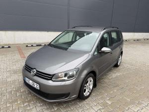 Grey Volkswagen Touran 2011 in Siauliai, with an engine capacity of 1.39 L and mileage of 208 thousand km for 3690 €, photo 8 on AUTOMOTO.COM.LV