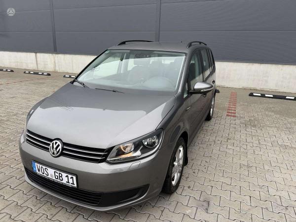 Pelēks Volkswagen Touran 2011 Šauļi, ar dzinēja tilpumu 1.39 L un nobraukumu 208 tūkst. km par 3690 €, foto 10 vietnē AUTOMOTO.COM.LV