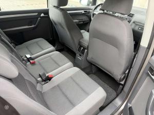 Grey Volkswagen Touran 2011 in Siauliai, with an engine capacity of 1.39 L and mileage of 208 thousand km for 3690 €, photo 21 on AUTOMOTO.COM.LV