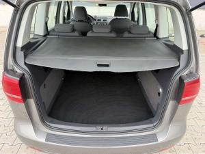 Grey Volkswagen Touran 2011 in Siauliai, with an engine capacity of 1.39 L and mileage of 208 thousand km for 3690 €, photo 28 on AUTOMOTO.COM.LV