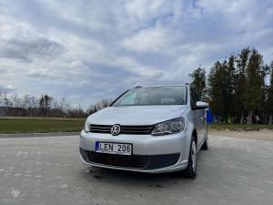 Grey Volkswagen Touran 2011 in Panevezys, with an engine capacity of 1.20 L and mileage of 305 thousand km for 2750 €, photo  on AUTOMOTO.COM.LV