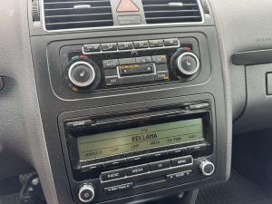 Pelēks Volkswagen Touran 2011 Kauņa, ar dzinēja tilpumu 1.60 L un nobraukumu 299 tūkst. km par 4850 €, foto 13 vietnē AUTOMOTO.COM.LV