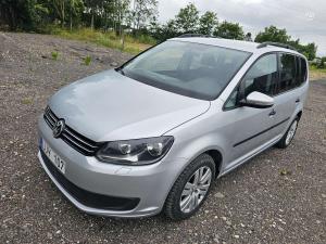 Pelēks Volkswagen Touran 2011 Kauņa, ar dzinēja tilpumu 1.60 L un nobraukumu 308 tūkst. km par 4300 €, foto 4 vietnē AUTOMOTO.COM.LV