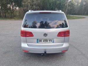 Pelēks Volkswagen Touran 2011 Kauņa, ar dzinēja tilpumu 1.60 L un nobraukumu 369 tūkst. km par 5200 €, foto 9 vietnē AUTOMOTO.COM.LV