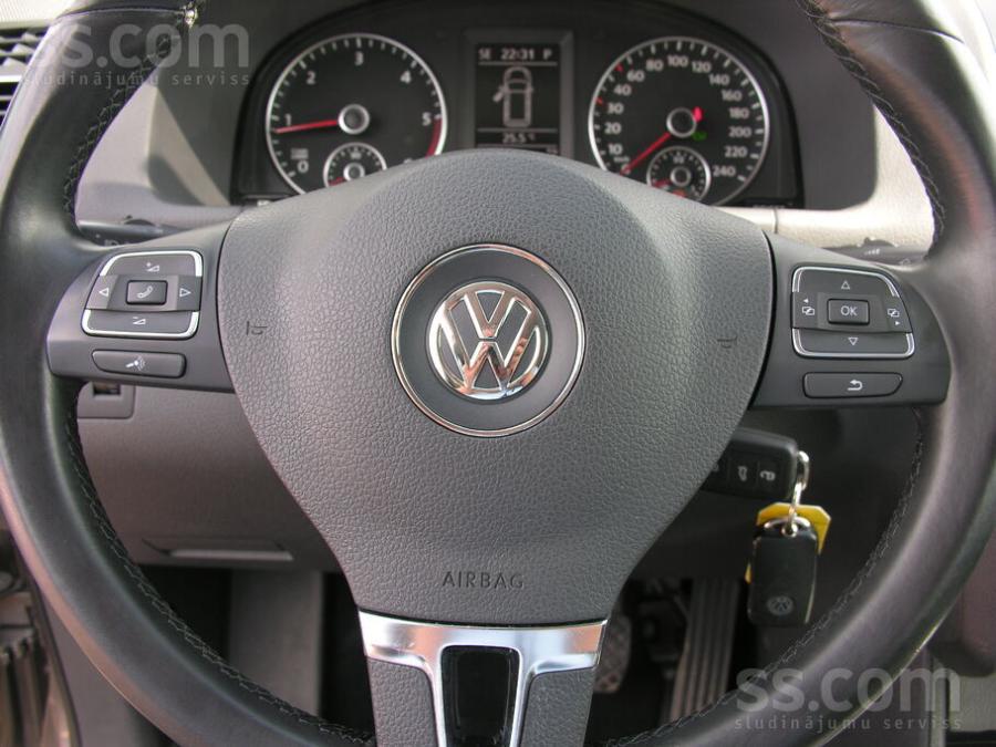Pelēks Volkswagen Touran 2011 Rīga, ar dzinēja tilpumu 2.00 L un nobraukumu 0 tūkst. km par 6250 €, foto 11 vietnē AUTOMOTO.COM.LV