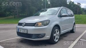 Pelēks Volkswagen Touran 2011 Alūksne, ar dzinēja tilpumu 1.60 L un nobraukumu 0 tūkst. km par 4250 €, foto  vietnē AUTOMOTO.COM.LV