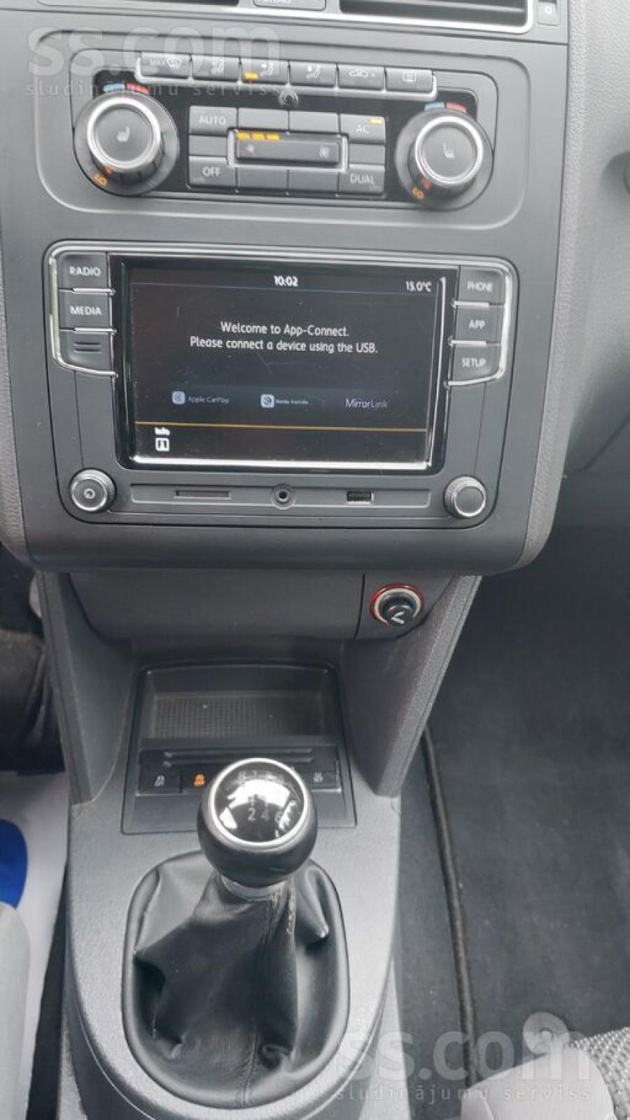 Pelēks Volkswagen Touran 2011 Alūksne, ar dzinēja tilpumu 1.60 L un nobraukumu 0 tūkst. km par 4250 €, foto 20 vietnē AUTOMOTO.COM.LV