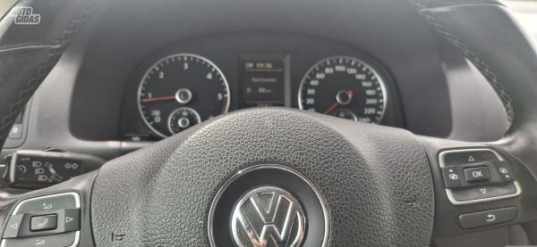 Grey Volkswagen Touran 2011 in Marijampole, with an engine capacity of 2.00 L and mileage of 295 thousand km for 5200 €, photo 8 on AUTOMOTO.COM.LV