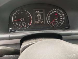 Pelēks Volkswagen Touran 2011 Kelmė, ar dzinēja tilpumu 1.39 L un nobraukumu 160 tūkst. km par 3650 €, foto 6 vietnē AUTOMOTO.COM.LV