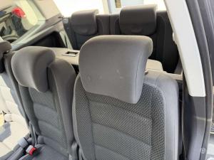Grey Volkswagen Touran 2011 in Kaunas, with an engine capacity of 1.97 L and mileage of 410 thousand km for 3150 €, photo 21 on AUTOMOTO.COM.LV