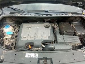 Grey Volkswagen Touran 2011 in Vilnius, with an engine capacity of 1.60 L and mileage of 310 thousand km for 4890 €, photo 24 on AUTOMOTO.COM.LV