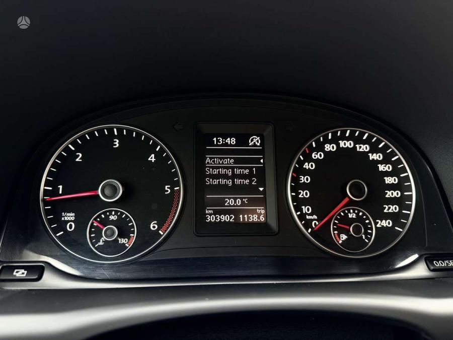 Pelēks Volkswagen Touran 2011 Kauņa, ar dzinēja tilpumu 1.60 L un nobraukumu 304 tūkst. km par 5000 €, foto 17 vietnē AUTOMOTO.COM.LV