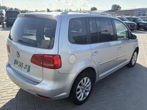 Pelēks Volkswagen Touran 2011 Tauragė, ar dzinēja tilpumu 1.97 L un nobraukumu 293 tūkst. km par 4950 €, foto 6 vietnē AUTOMOTO.COM.LV