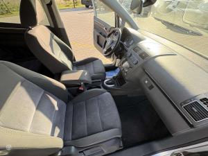 Pelēks Volkswagen Touran 2011 Tauragė, ar dzinēja tilpumu 1.97 L un nobraukumu 293 tūkst. km par 4950 €, foto 24 vietnē AUTOMOTO.COM.LV