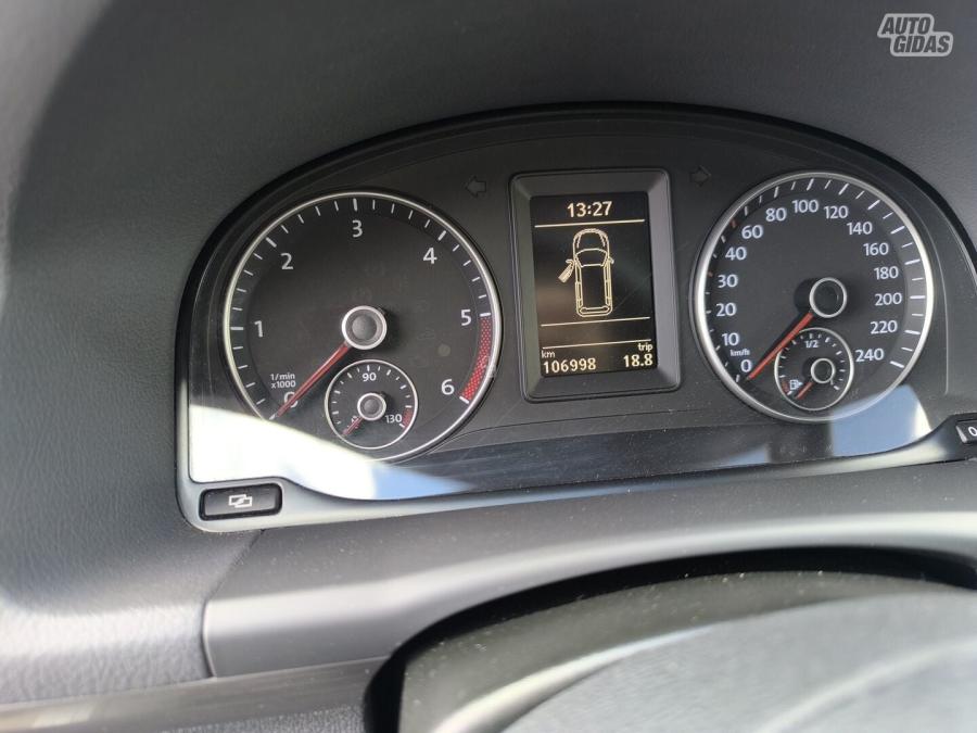 Grey Volkswagen Touran 2011 in Marijampole, with an engine capacity of 2.00 L and mileage of 107 thousand km for 7650 €, photo 12 on AUTOMOTO.COM.LV
