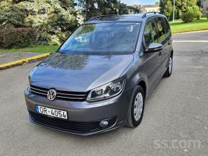 Grey Volkswagen Touran 2011 in Jekabpils, with an engine capacity of 1.60 L and mileage of 280 thousand km for 6490 €, photo 3 on AUTOMOTO.COM.LV