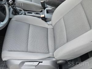 Grey Volkswagen Touran 2011 in Jekabpils, with an engine capacity of 1.60 L and mileage of 280 thousand km for 6490 €, photo 14 on AUTOMOTO.COM.LV