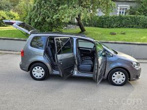 Grey Volkswagen Touran 2011 in Jekabpils, with an engine capacity of 1.60 L and mileage of 280 thousand km for 6490 €, photo 24 on AUTOMOTO.COM.LV